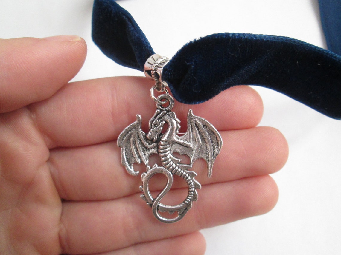 Gothic velvet ribbon dragon choker black velvet choker boho | Etsy