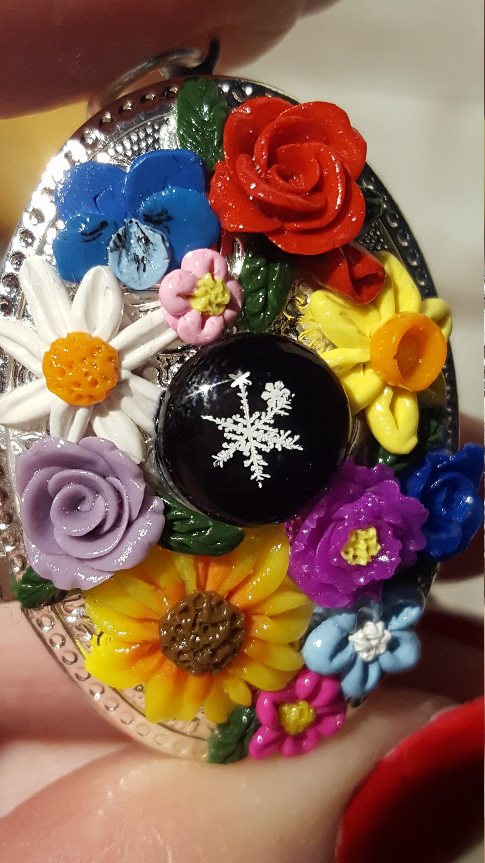 Spring Locket Floral Pendant real snowflake Flower locket | Etsy