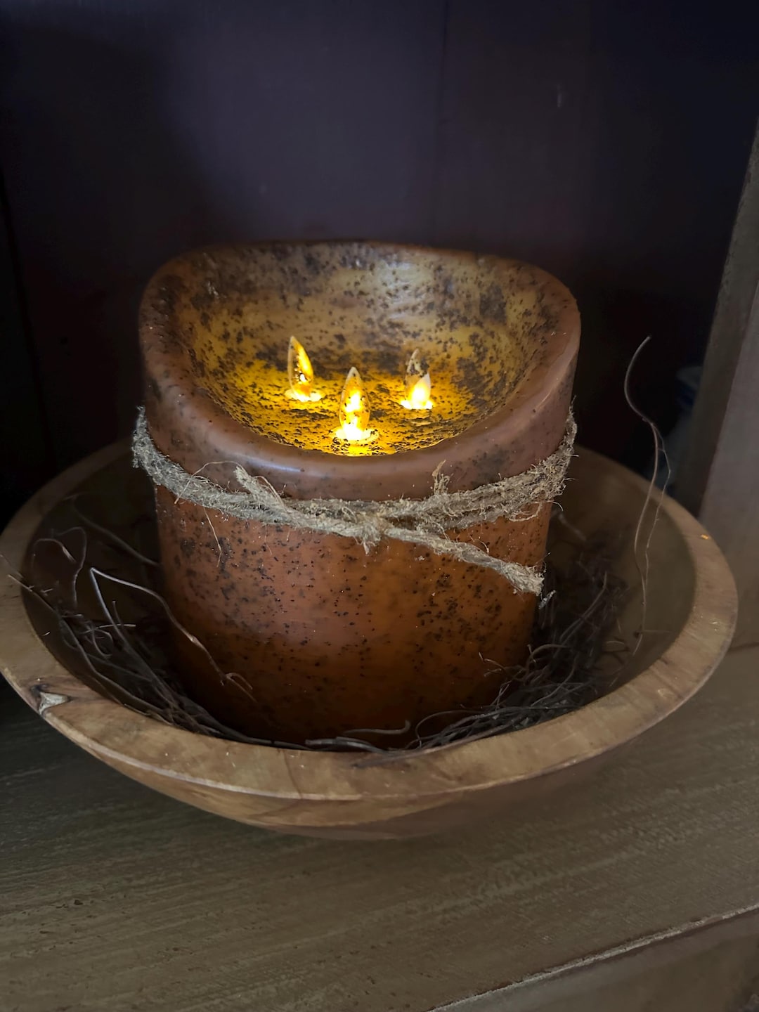 Primitive Colonial Hand Dipped Grunged Beeswax 3 Wick Moving Flame ...