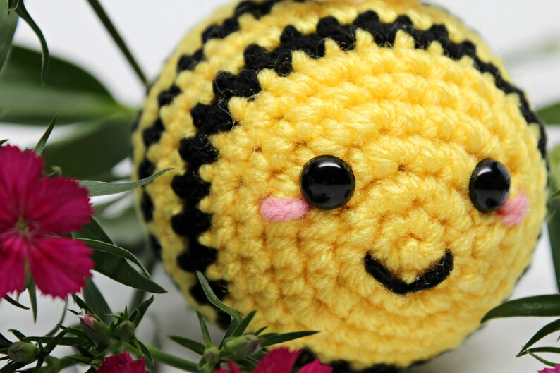 Crochet Bumble Bee- Stuffed Bee- Amigurumi- Plush Bee- Stuffed Animal ...