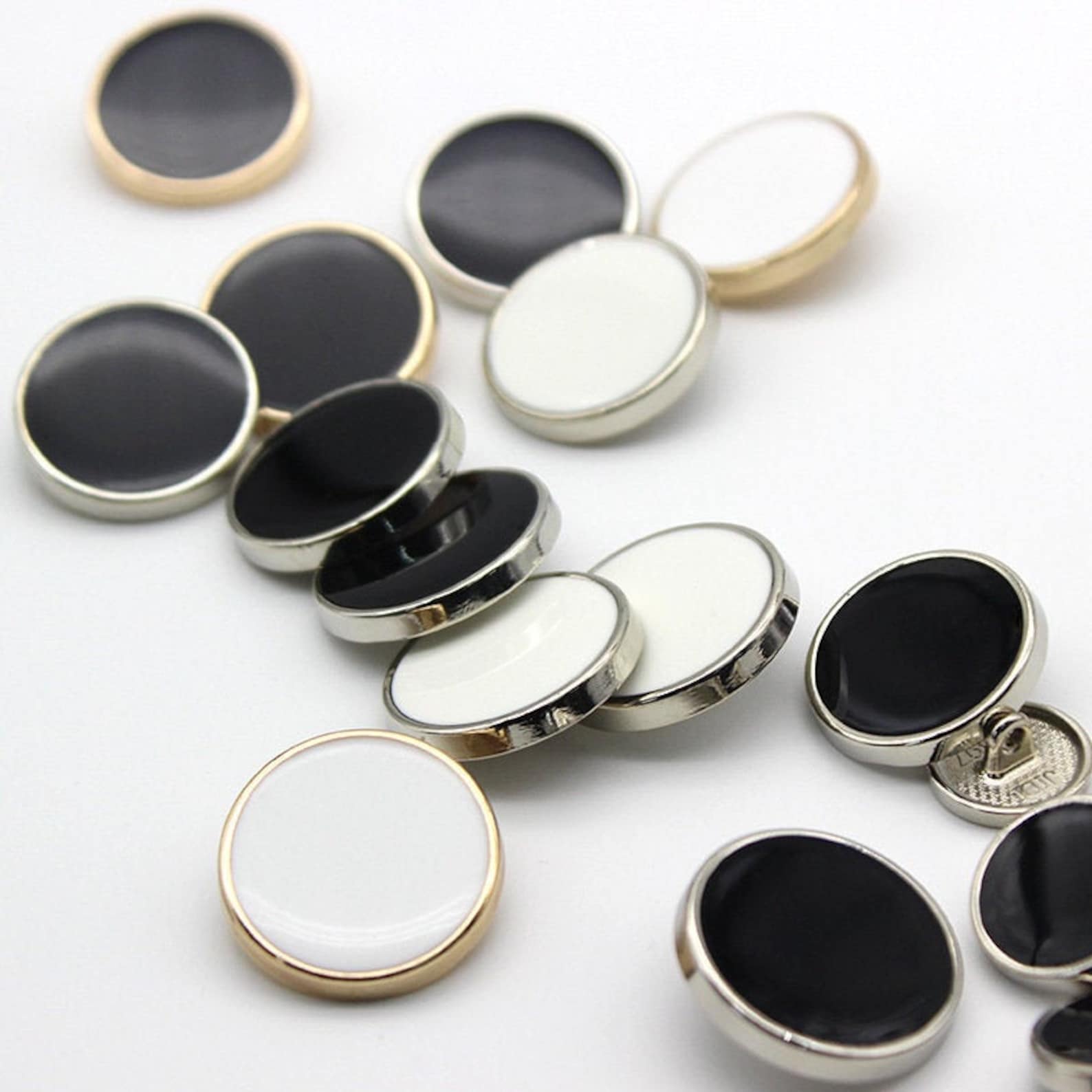 20 Pcs Round Shank Buttons, Gold Flat Buttons, Silver / Gold Edge ...