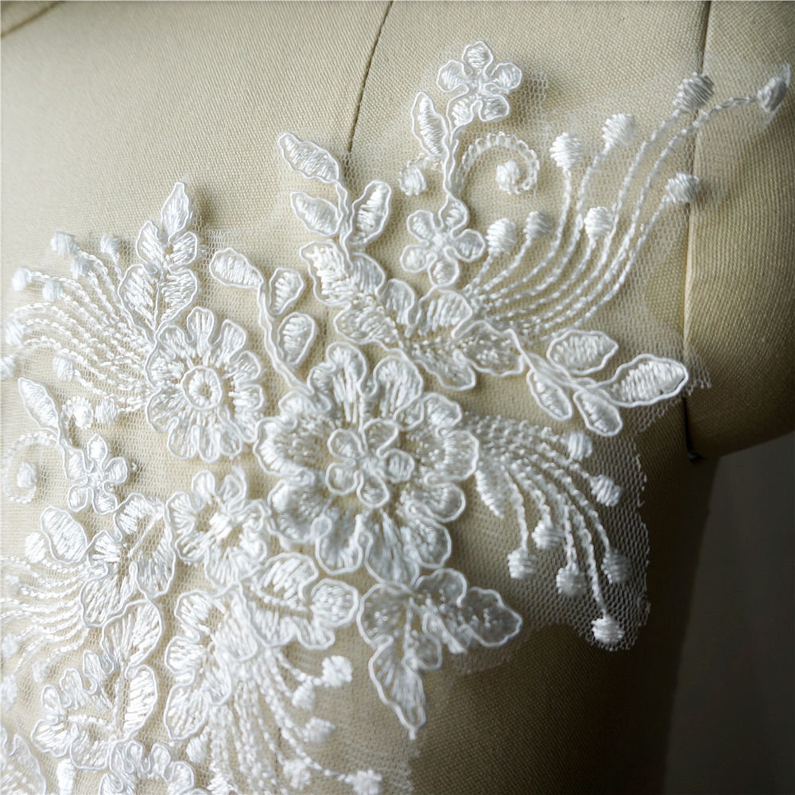 Off White Lace Applique, Bridal Gown Lace, Alencon Cord Embroidery ...