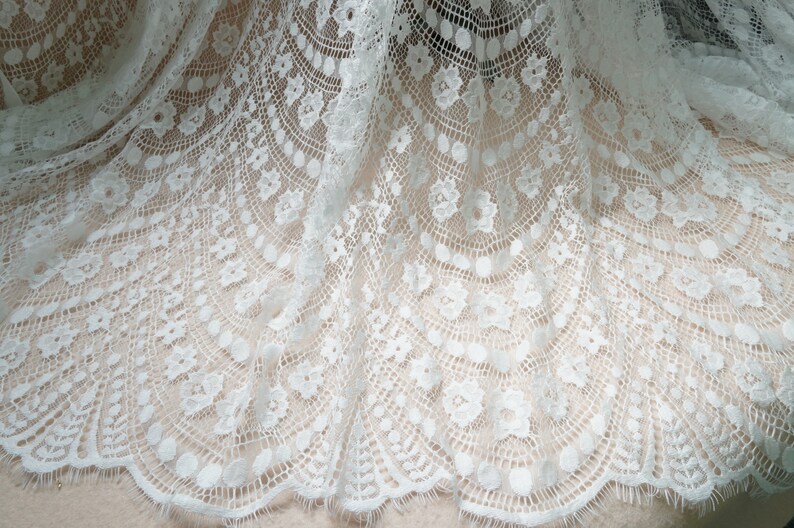 Soft Elegant Floral Chantilly Lace Symmetry French Lace - Etsy