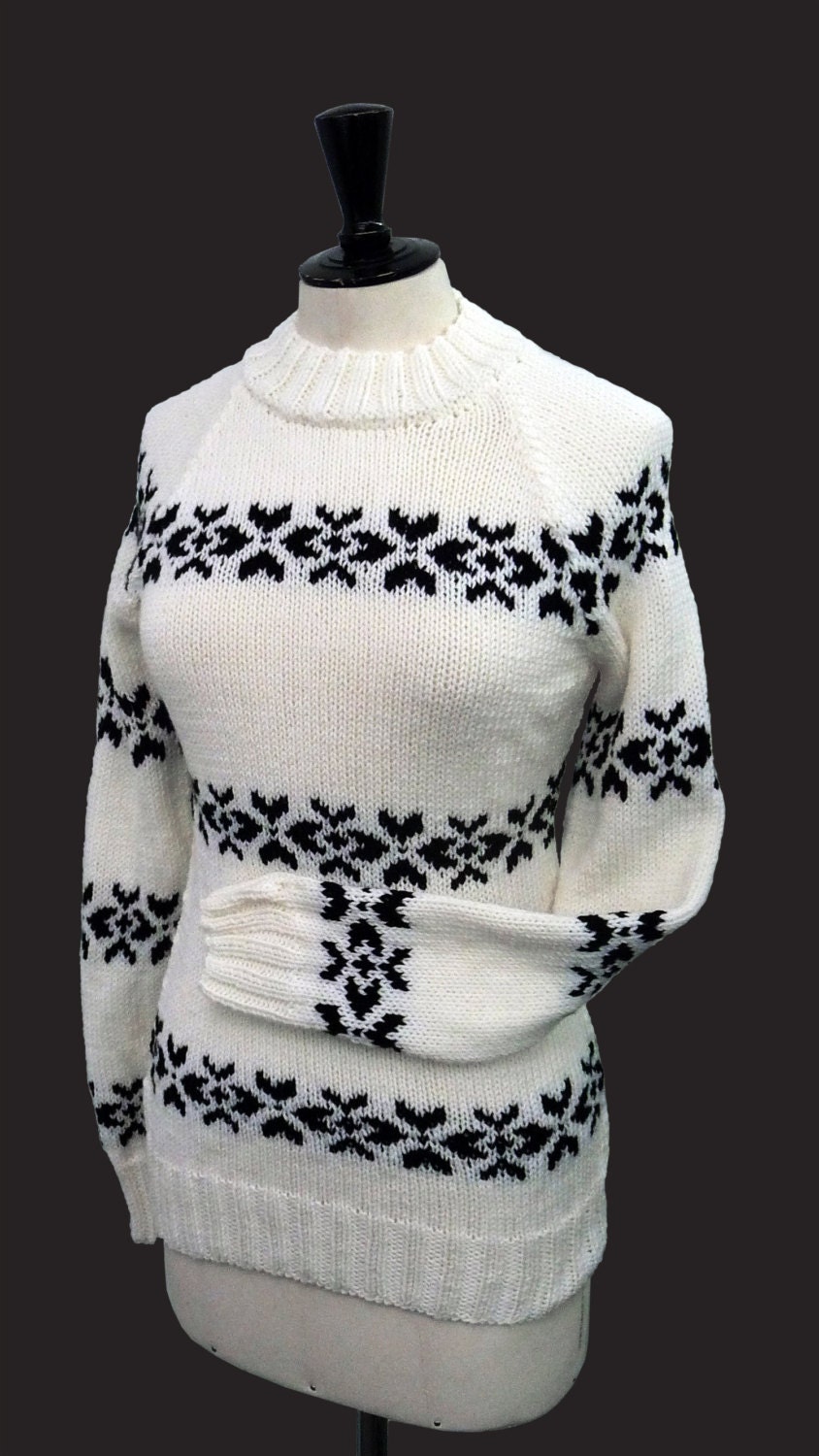 Sarah's White Jumper - a Knitting Pattern Inspired by the Killing ...