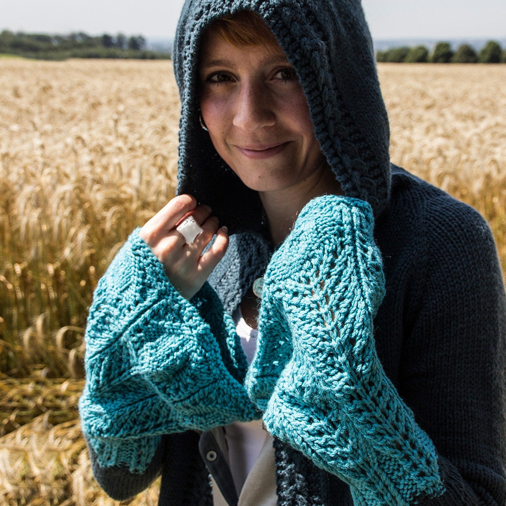 Jacqui's Peacock Jacket Top Down Seamless Knitting Pattern - Etsy