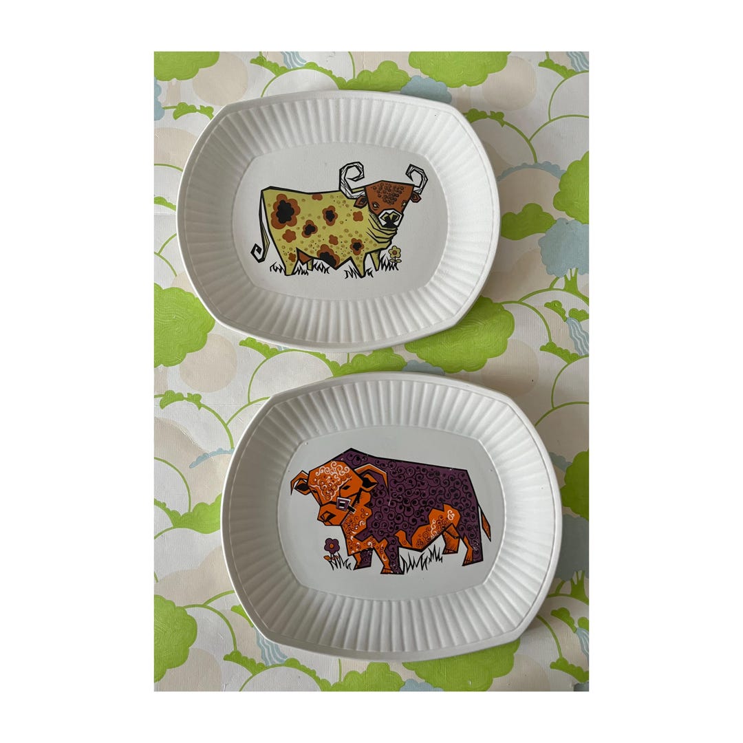 Vintage Staffordshire Pottery Beefeater Plates X 2 - Etsy