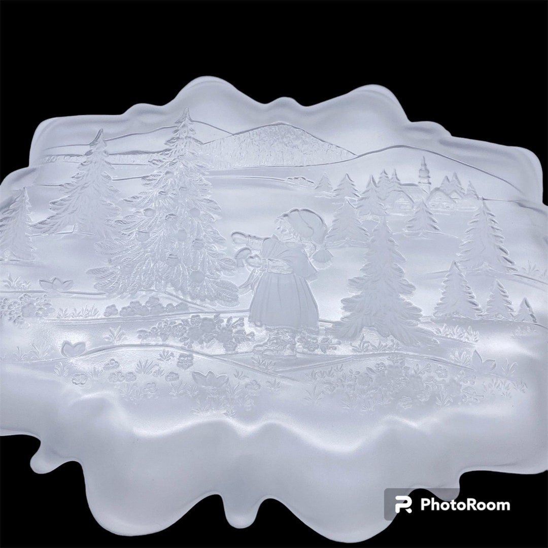 Mikasa Frosted Crystal Christmas Story Oval Canape Platter Serving Tray ...