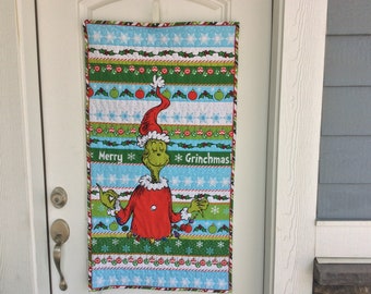 Christmas Wall Hanging Quilt, How the Grinch Stole Christmas Wall Quilt ...
