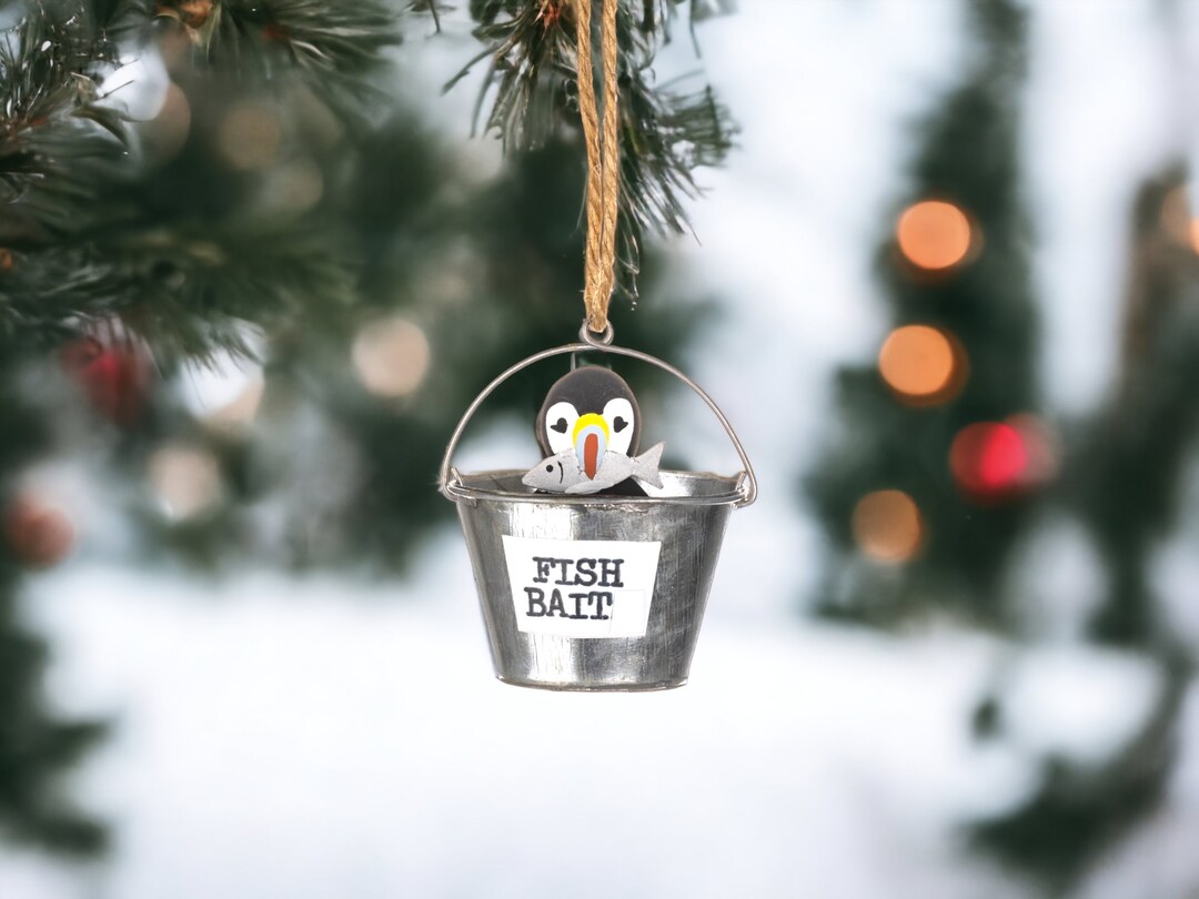 Shoeless Joe Puffin in a Bucket Hanging Xmas Decoration: - Etsy
