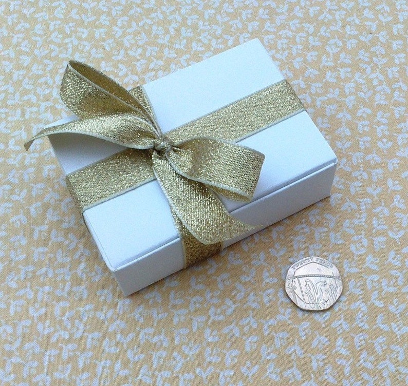 Small White Gift Boxes Self-assembly Ref G 8.7cm X 6.2cm X | Etsy UK
