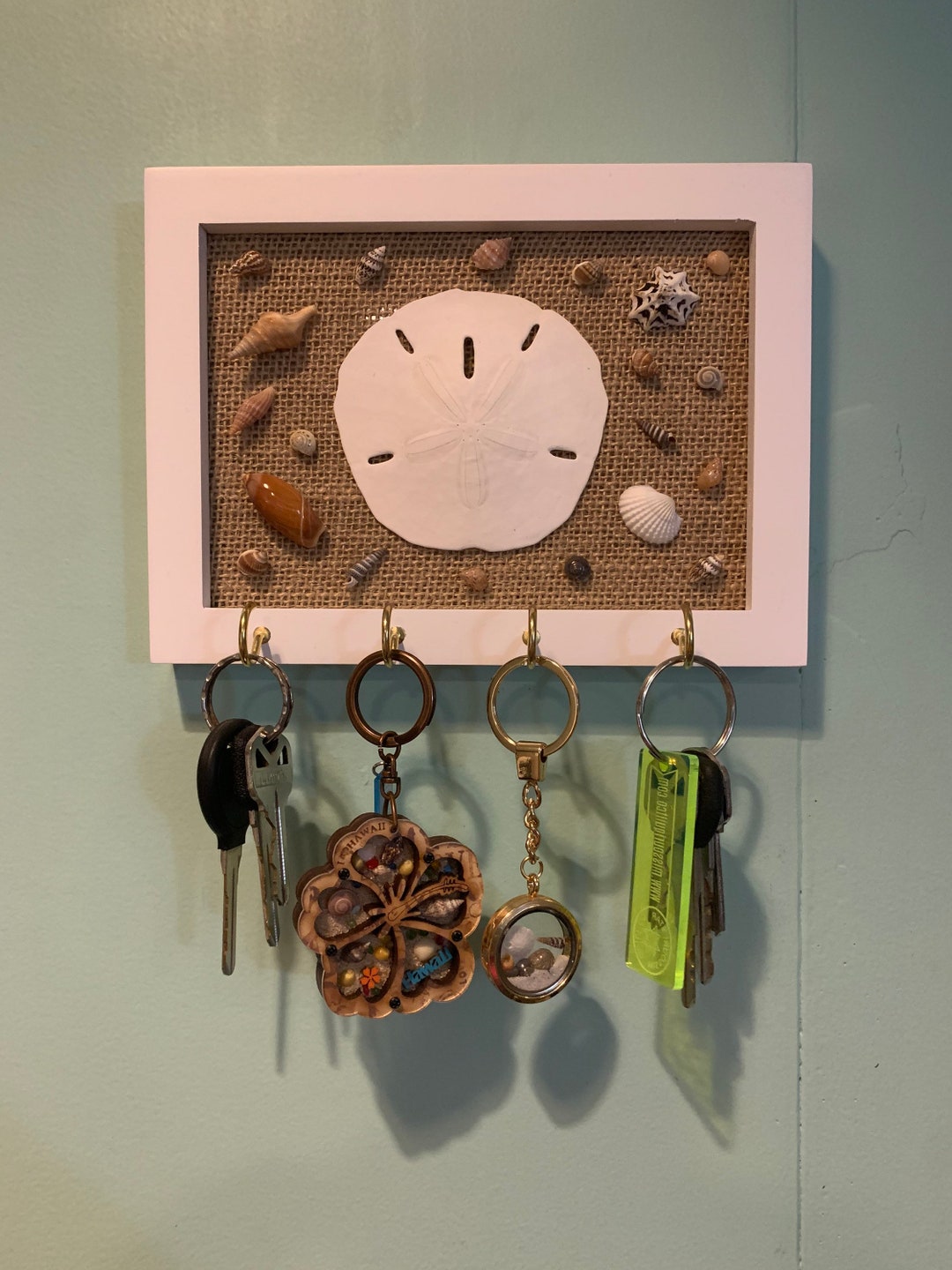 Key Chain Holder, Sand Dollar Wall Decor, Beach Key Hanger, Ocean Key ...