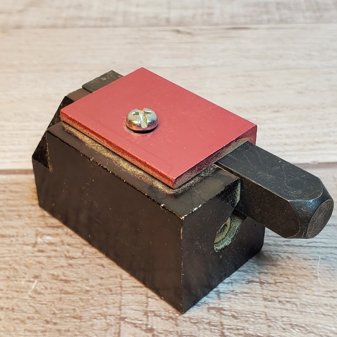 Round Corner Chisel Tool for Squaring Hinge Recess, Door Installation ...