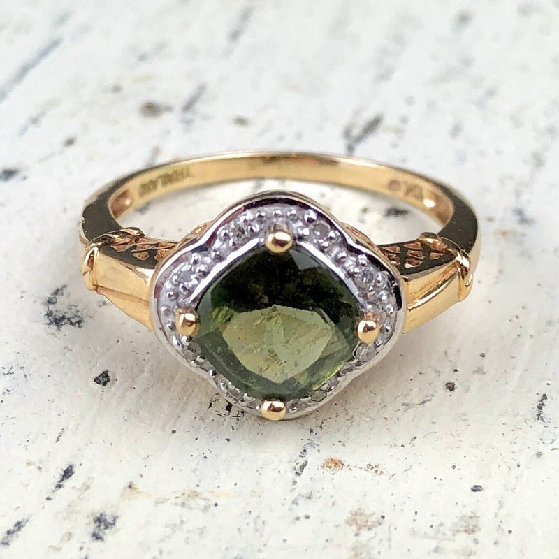 Vintage Peridot Ring - Etsy
