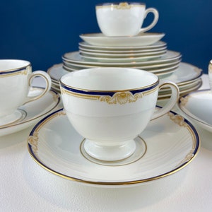 Wedgewood Cavendish Classic Dinnerware Set. 4 Settings: Dinner, Salad ...