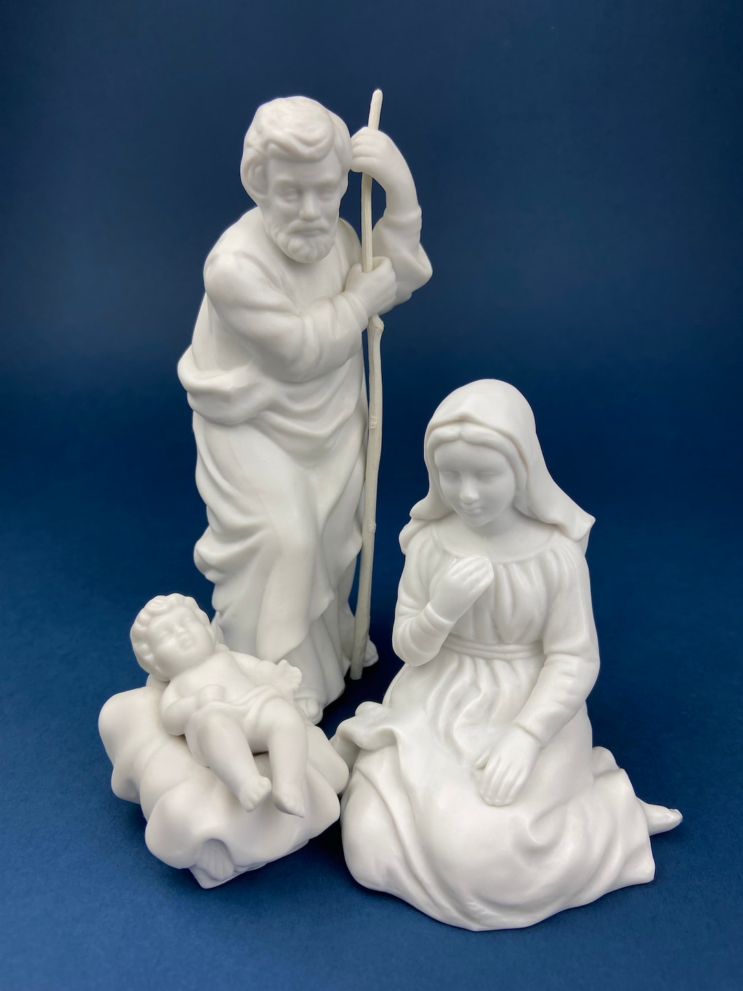 Vintage Avon White Nativity Set. Holy Family Figurines. Mary, Joseph ...
