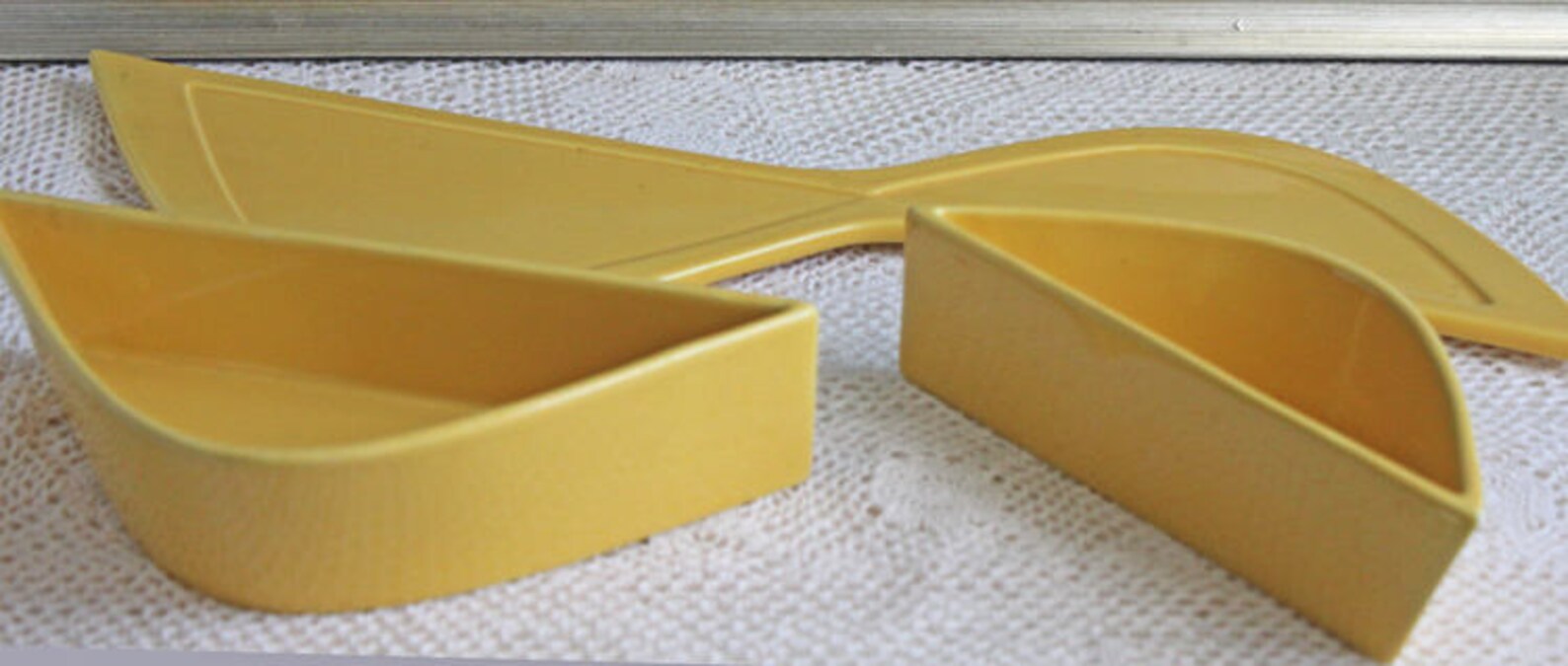 Divided Pottery Bowl With Two Compartments and Tray. Modern Shape Bowl ...