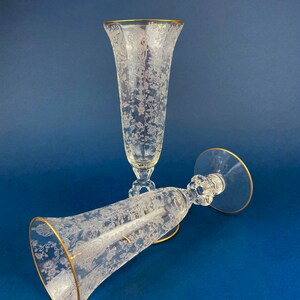 Cambridge Rose Point Clear Flower Vase. Crystal, 10" Keyhole-stem ...