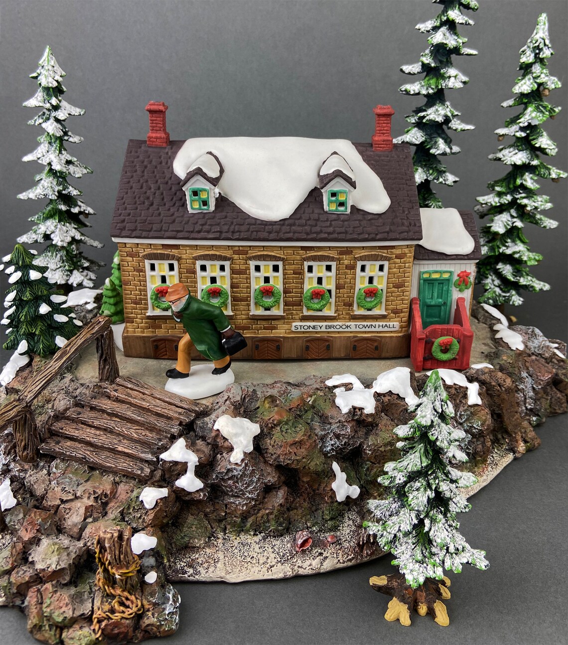 Tally Ho Tavern. Christmas Village House by Santa's Workbench ...