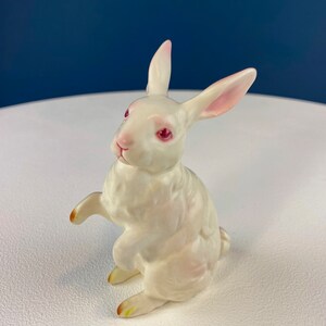Vintage Lefton Bunny Figurine. Small Porcelain Sitting Rabbit. Hand ...