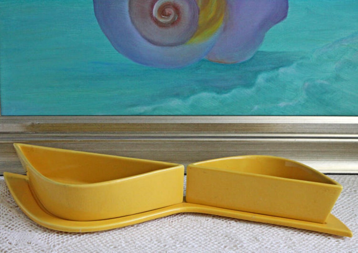 Divided Pottery Bowl With Two Compartments and Tray. Modern Shape Bowl ...