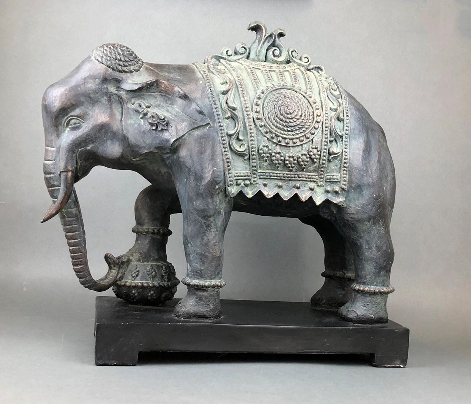 Large Resin Elephant Statue, Indian Art Home Decor - Etsy