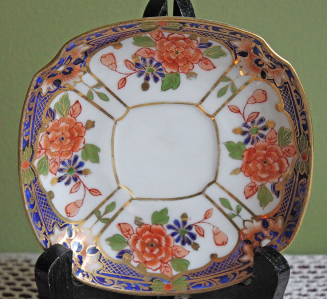 Square Porcelain Plate With Rounded Corners and Hand Painted Flowers ...
