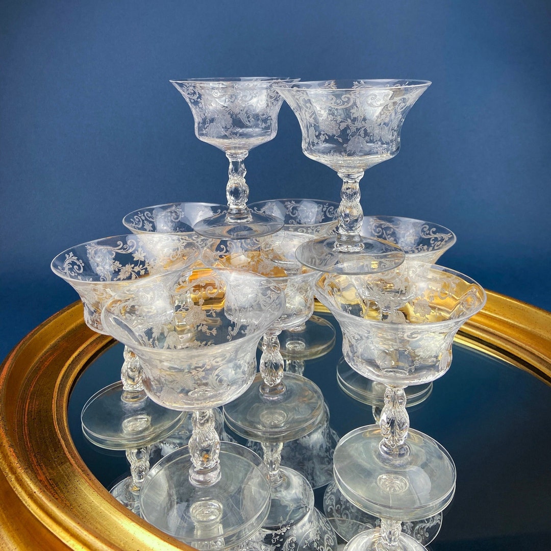 Cambridge Chantilly Low Sherbet Wine Glasses. Set of Nine Champagne ...