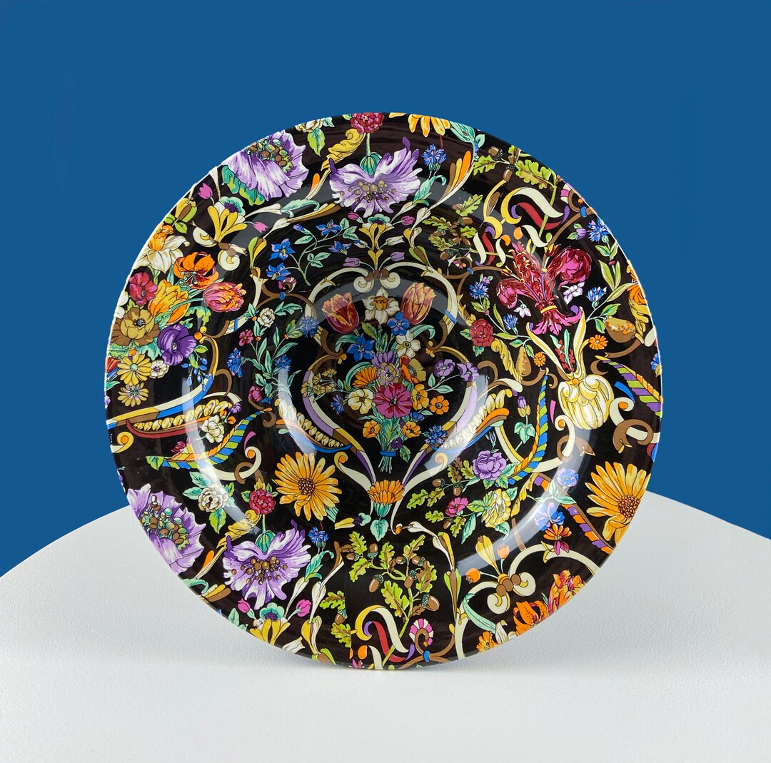 Gucci Designer Porcelain Bowl. Dish With Floral Motif by Vittorio ...