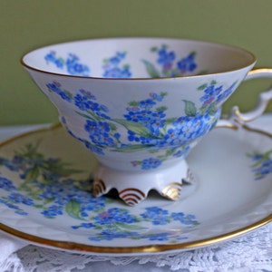 Vintage Yellow and Gold Cup and Saucer. Beautiful Dainty Tea Set. - Etsy