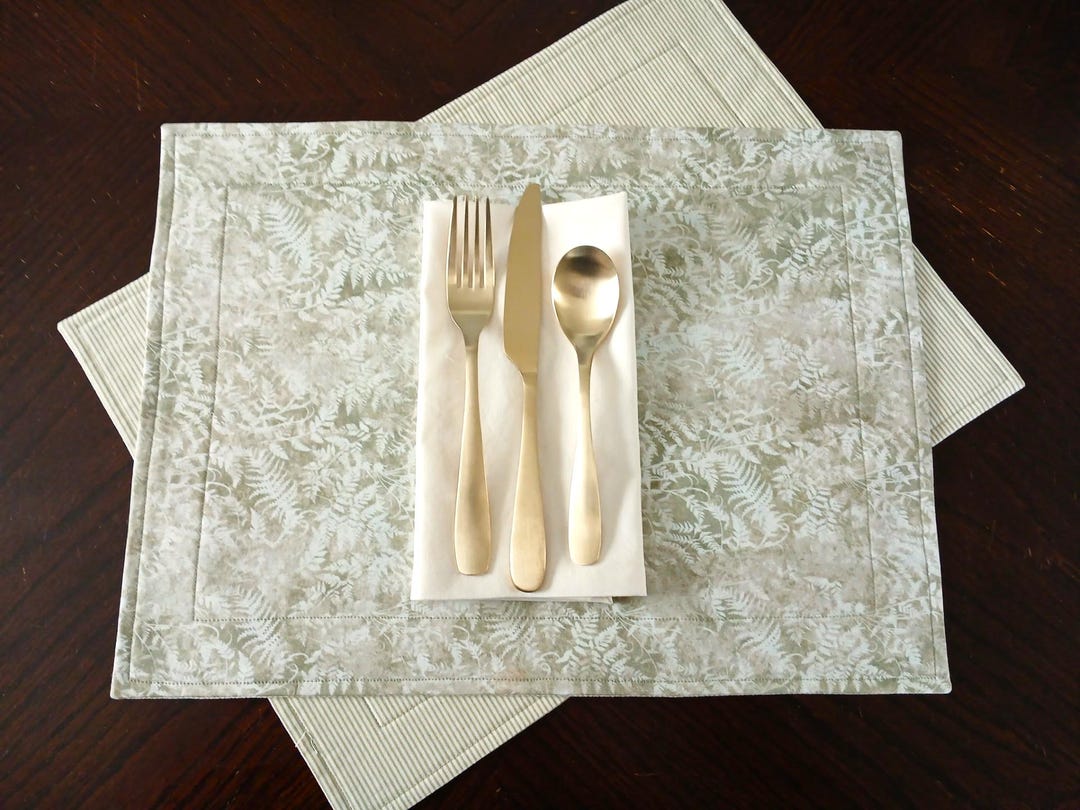 Green and White Placemat Set, Soft Sage Green and White Fern Print ...