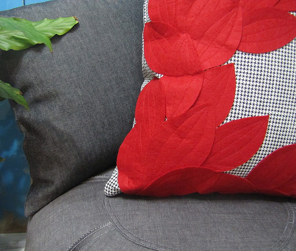 Red Felt Leaves Pillow Cover – Handmade Black and White Decor (16x16 ...