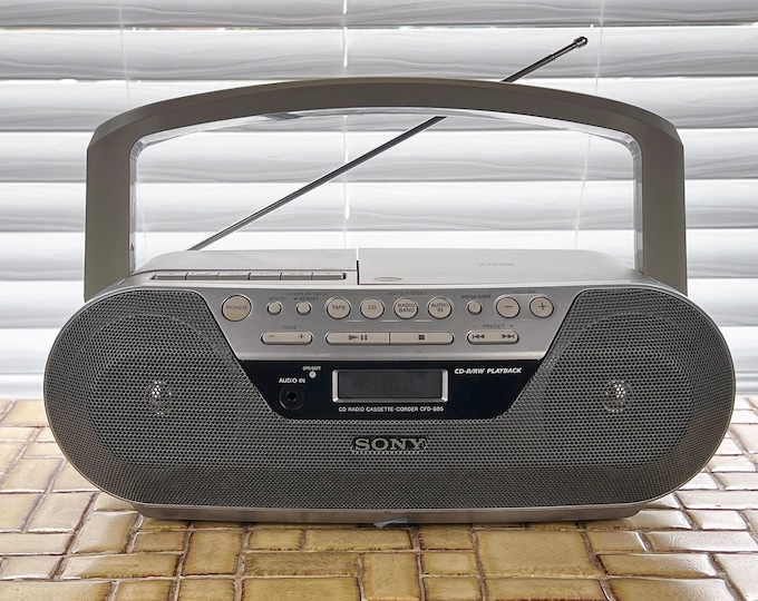 Vintage Sony Cfd-s05 Boombox CD/AM/FM Radio/cassette Recorder With Mega ...
