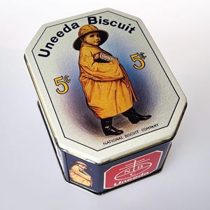 Colorful Uneeda Biscuit / National Biscuit Company 1923 Reproduction ...