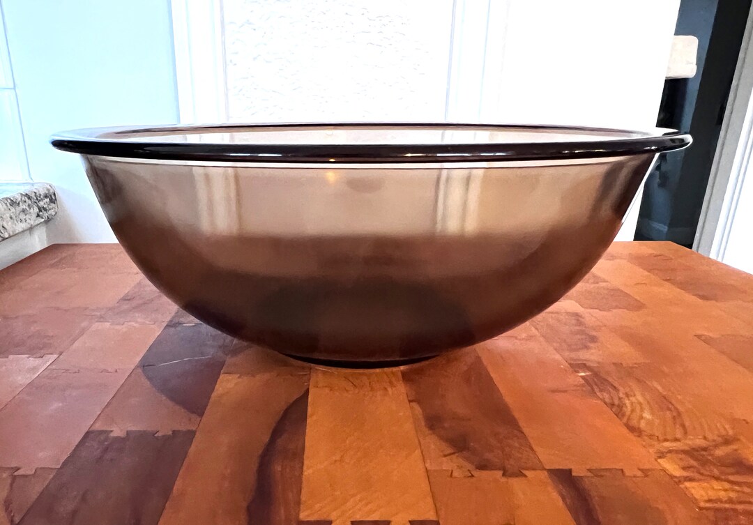 Large Transparent Brown Glass Pyrex Round Mixing or Oven Bowl by ...