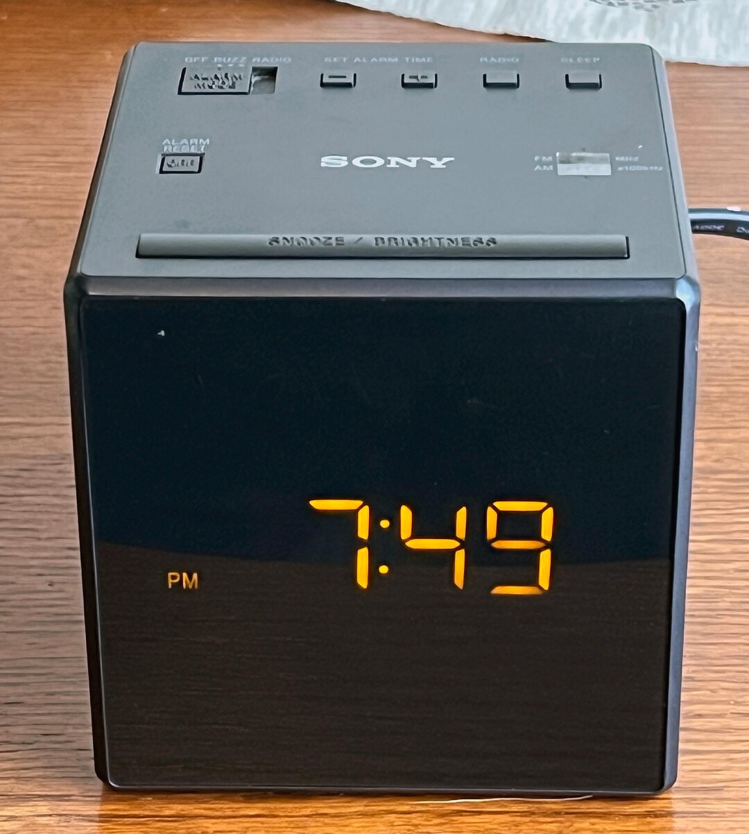 Vintage Sony Radio: ICF C1 Cube Radio Alarm Clock, Tested and Working ...