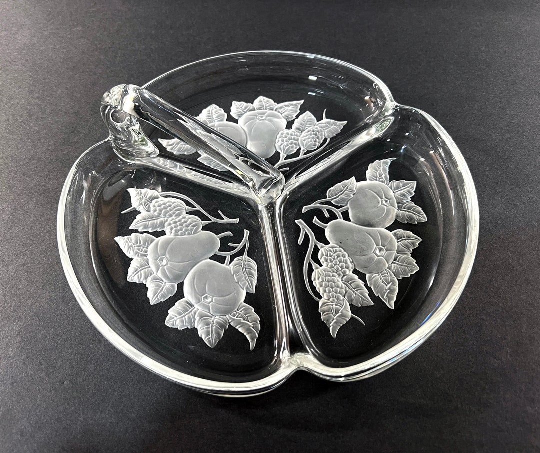 Retro Clear Glass Serving Tray With Frosted Glass Fruits, Glass Handle ...