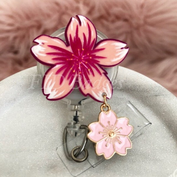 Pretty Badge Holder - Etsy