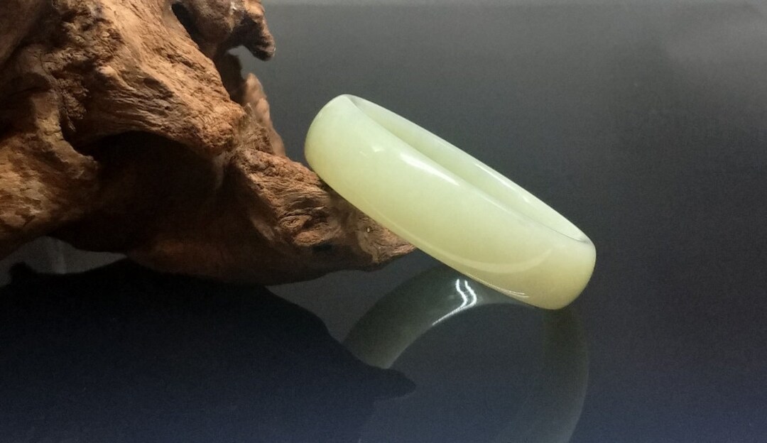 A Hand Carved Chinese Nephrite Jade Bangle YXB-008 - Etsy