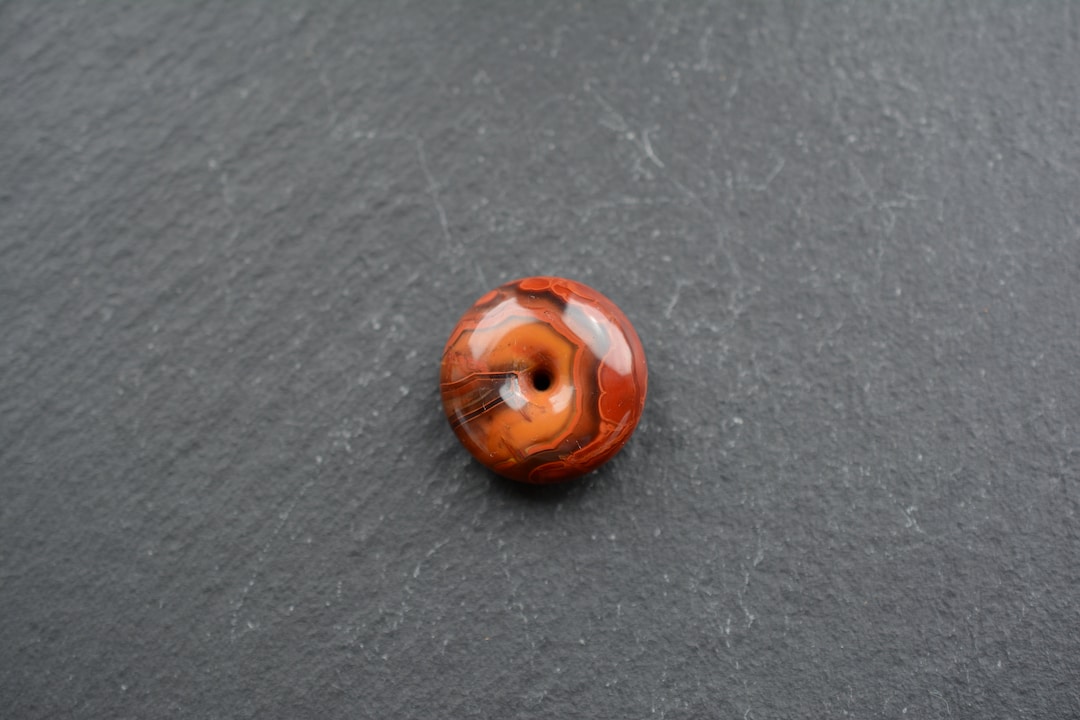 A Hand Carved Chinese Fighting Blood Agate/warring States Agate Bead ...
