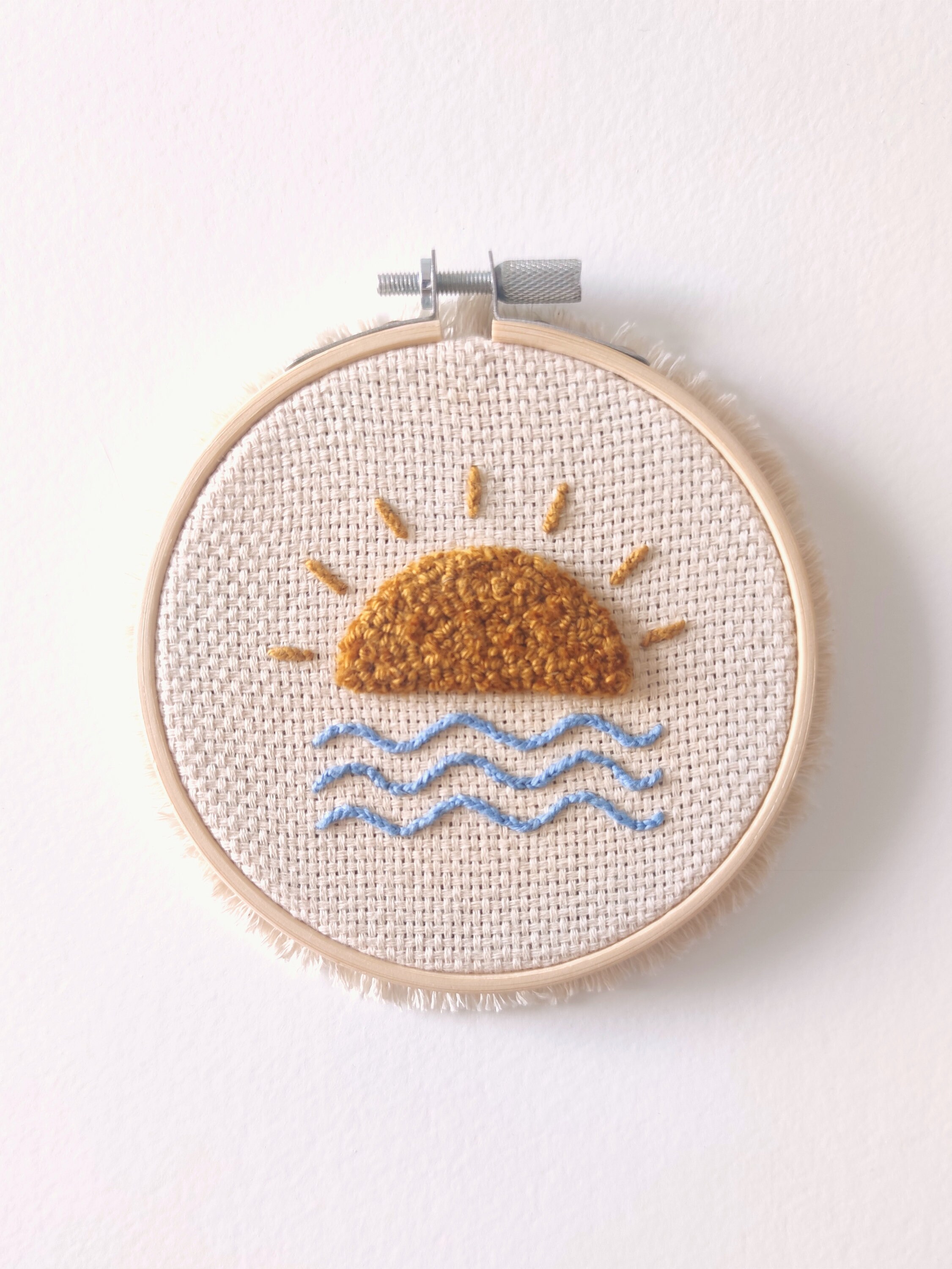 Sunset Wall Embroidery - Punch Needle - Souvenirs De Vacances ...