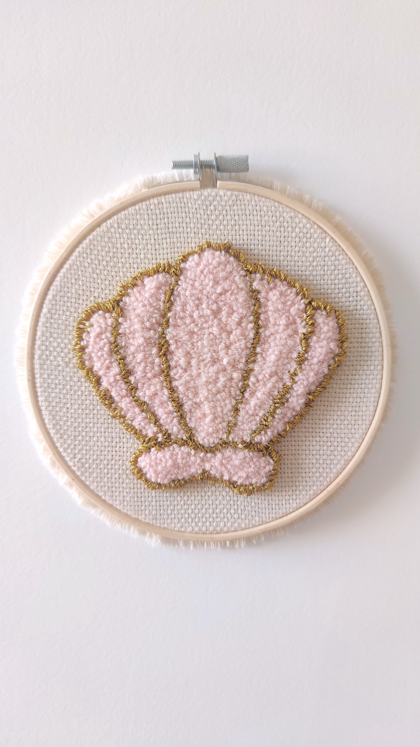 Shell Wall Embroidery - Punch Needle - Souvenirs De Vacances Collection ...