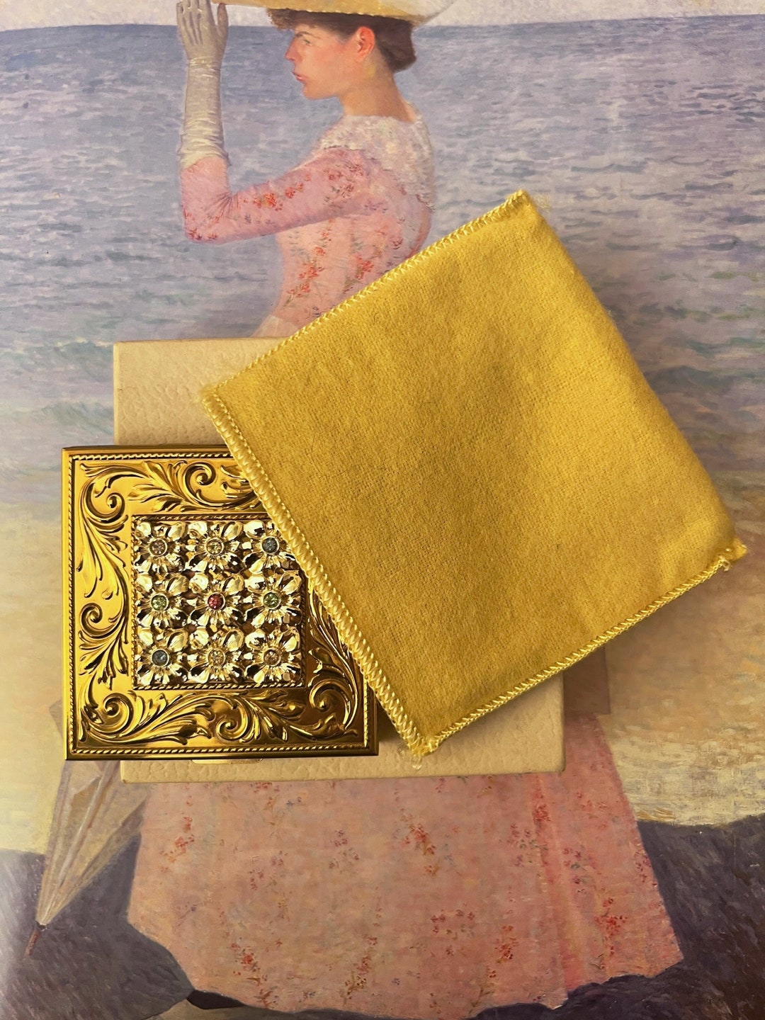 Volupté Vintage Powder Compact Case Jaweled With Strass Flowers - Etsy