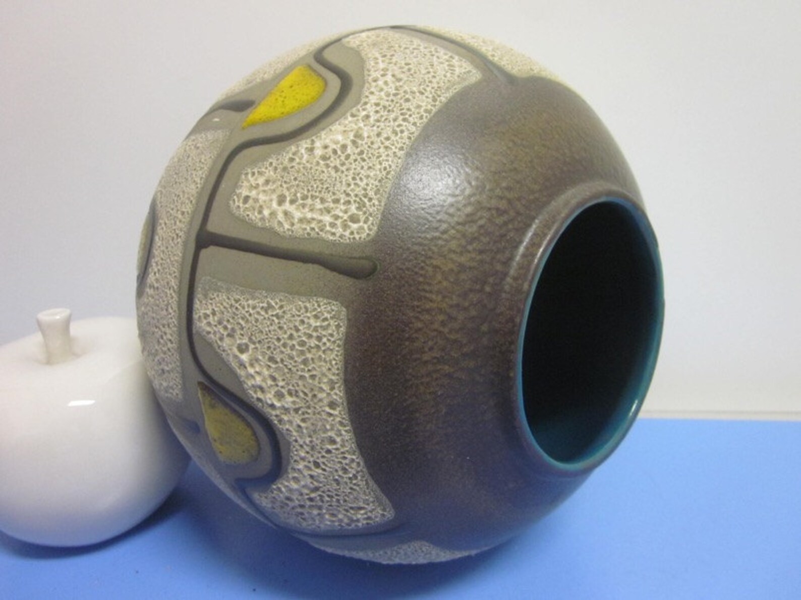 Tall Carstens Vase With Graphic Pattern 60s 70s WGP Foamy Lava - Etsy