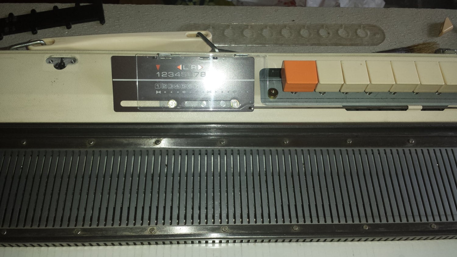 MACHINE CLEANING Brother Knitting Machine KH710, How to Take Apart and ...