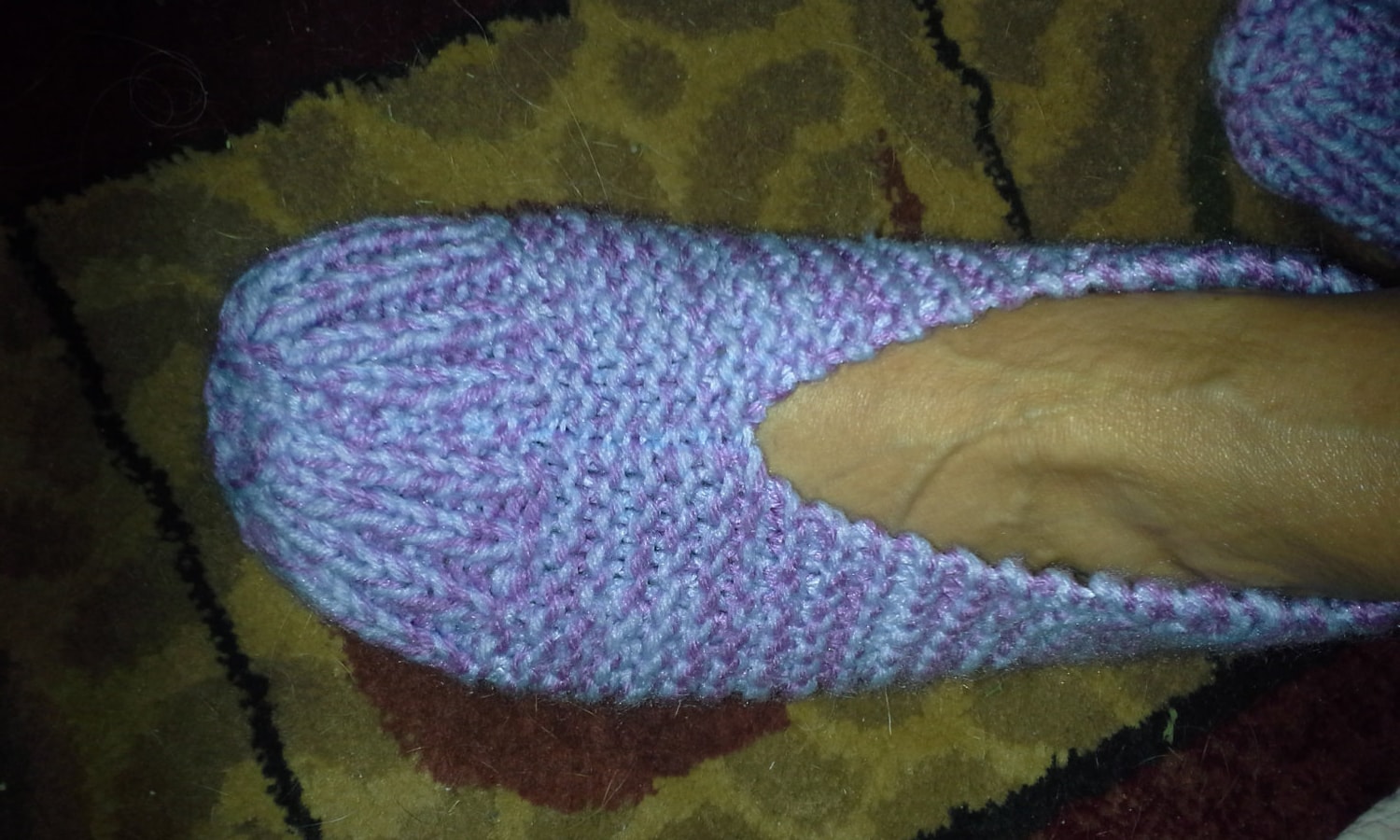 Pattern for Ez Knitted Slippers With Pictures (grandma's Bedwarmers ...