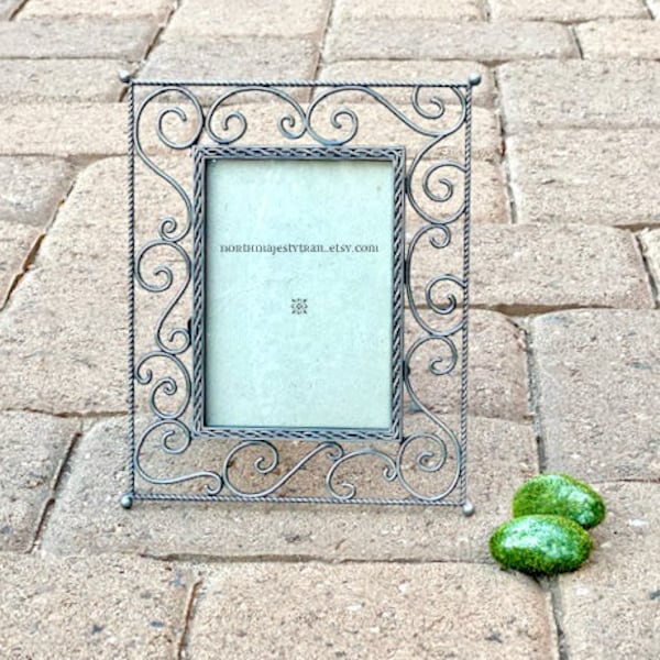 Wire Picture Frame - Etsy
