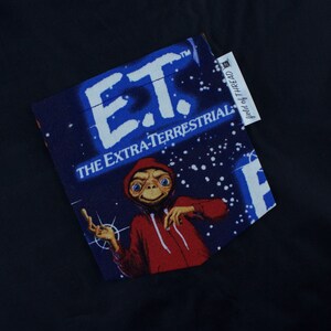 E.T. Extra Terrestrial Pocket Tee Shirt , T-shirt, Shirt - Etsy