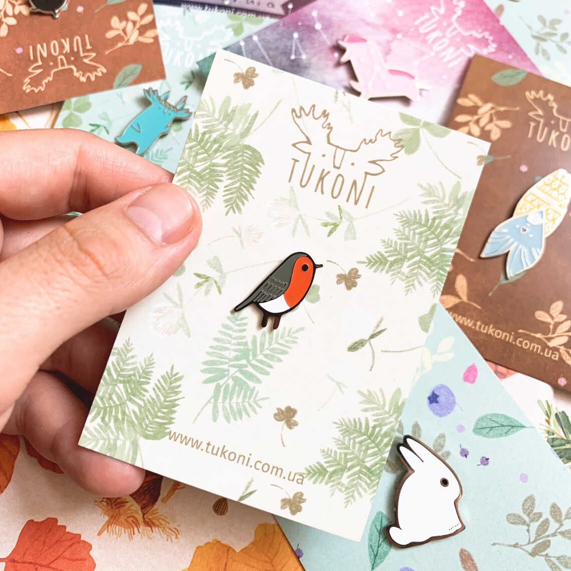 Easter Pin Robin Enamel Pin Redbreast Pin Cute Bird Pin | Etsy