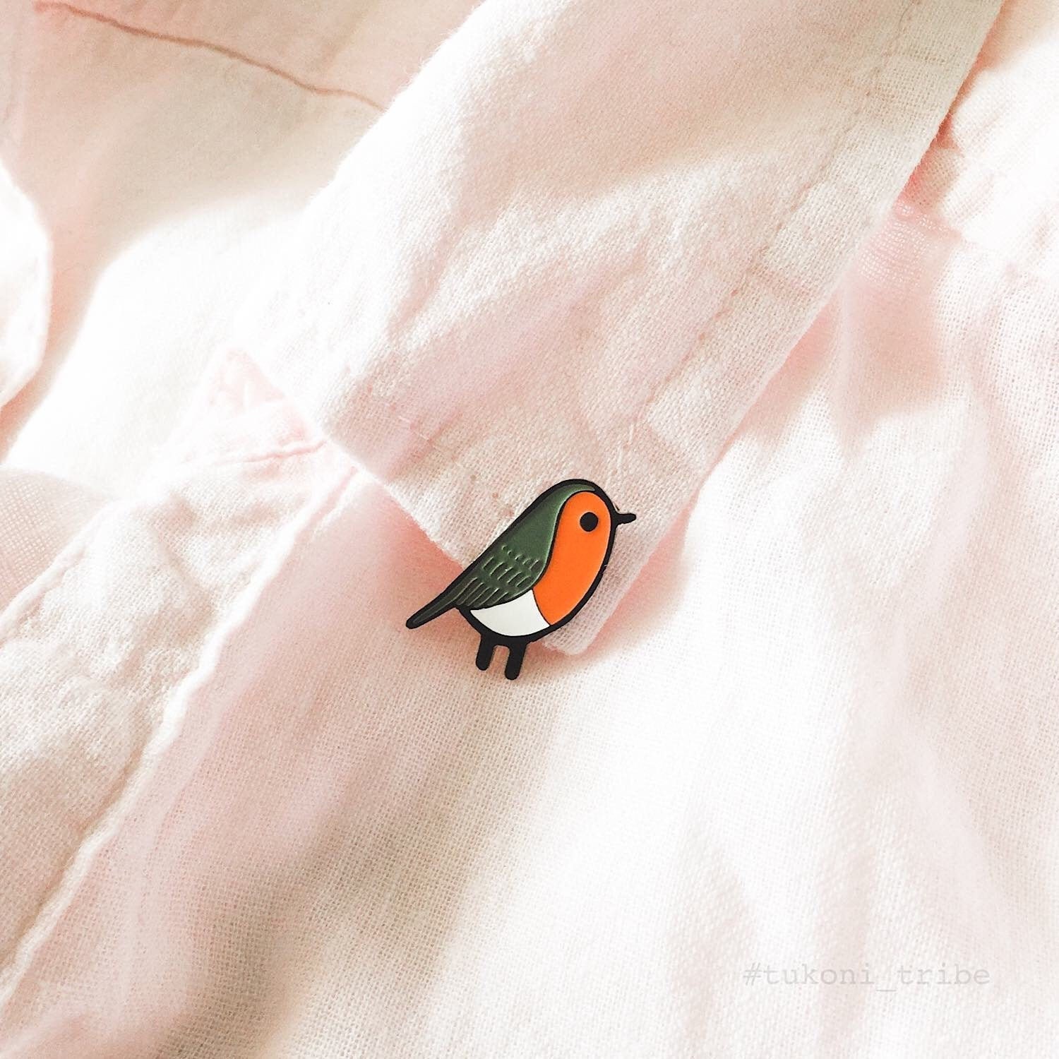 Easter Pin Robin Enamel Pin Redbreast Pin Cute Bird Pin | Etsy