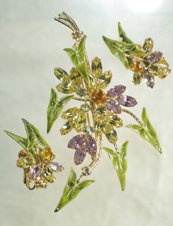 Rare Vintage Vendome Rhinestone Flower Brooch Set, Ve… - Gem